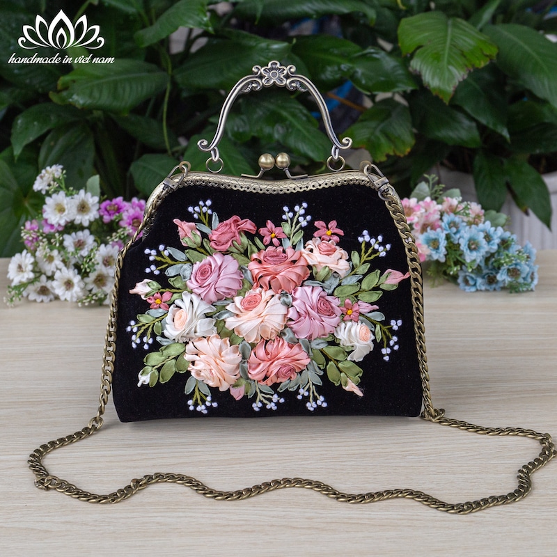Kiss Lock Purse - Etsy