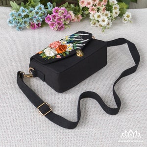 Small Mini Box Bag With Crossbody Strap, Embroidered Mini Box Bag - Etsy