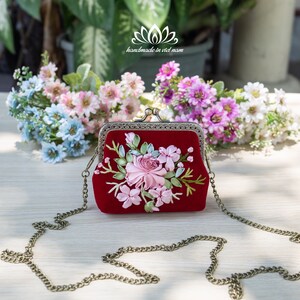 Kiss Lock Coin Purse, Beautiful Embroidered Coin Purse, Coin Bag With ...