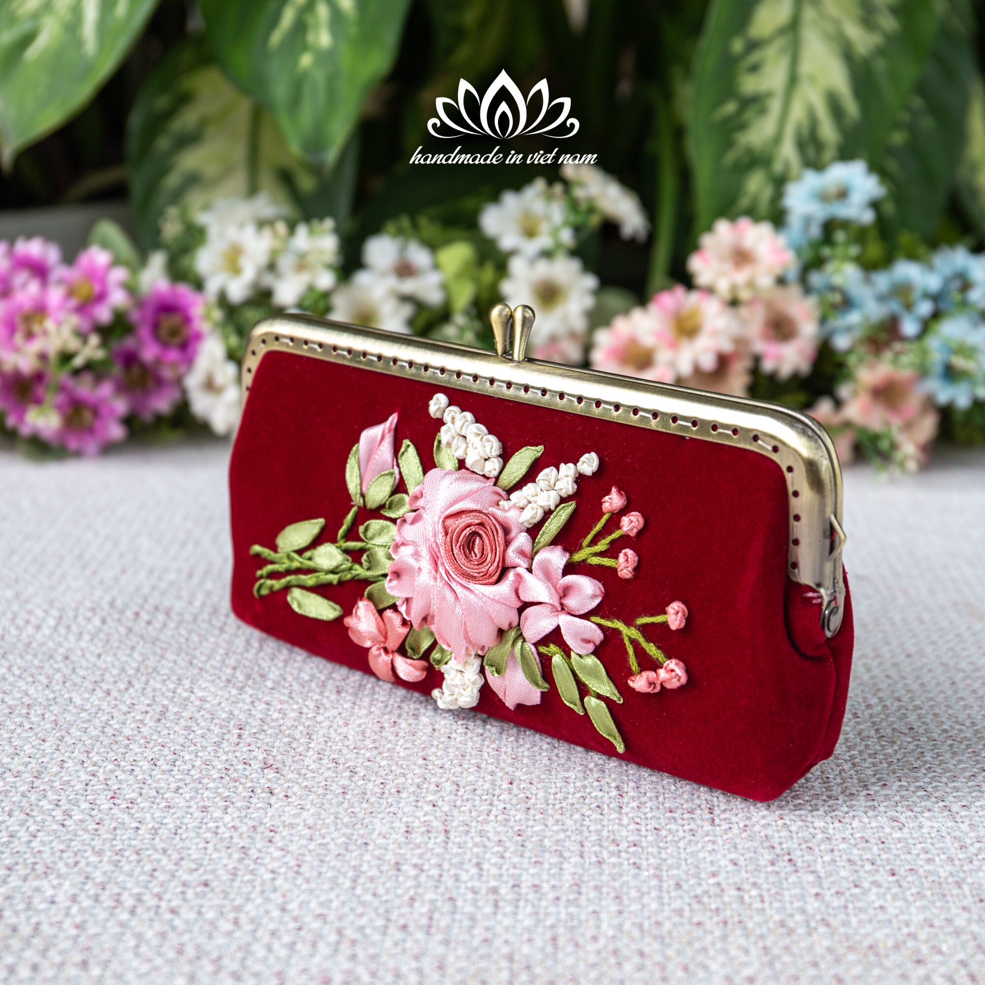 Embroidered Eyeglass Purse, Pencil Case, Multipurpose Kiss Lock Purse ...
