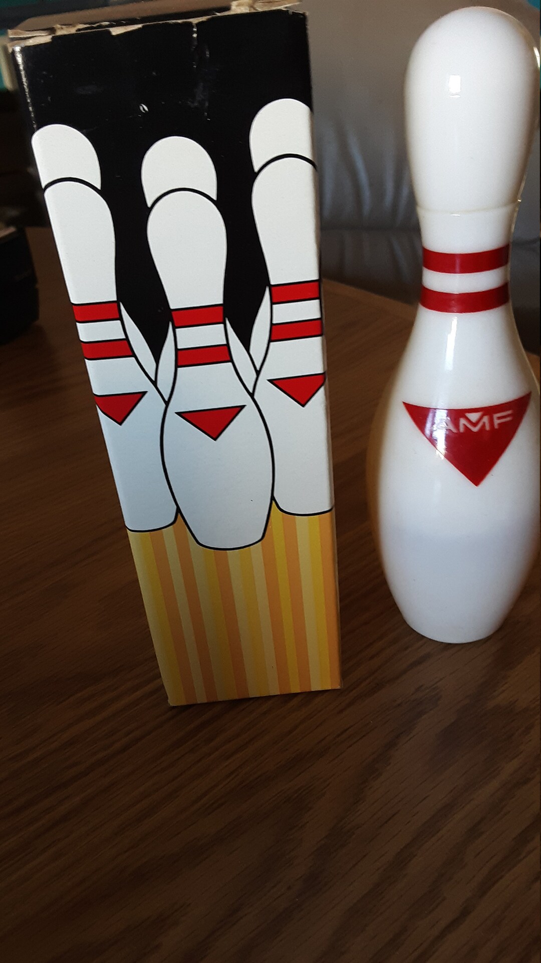 Avon 1978 (AMF Bowling Pin) STRIKE! With Sweet Honesty Cologne 4 Fl Oz ...