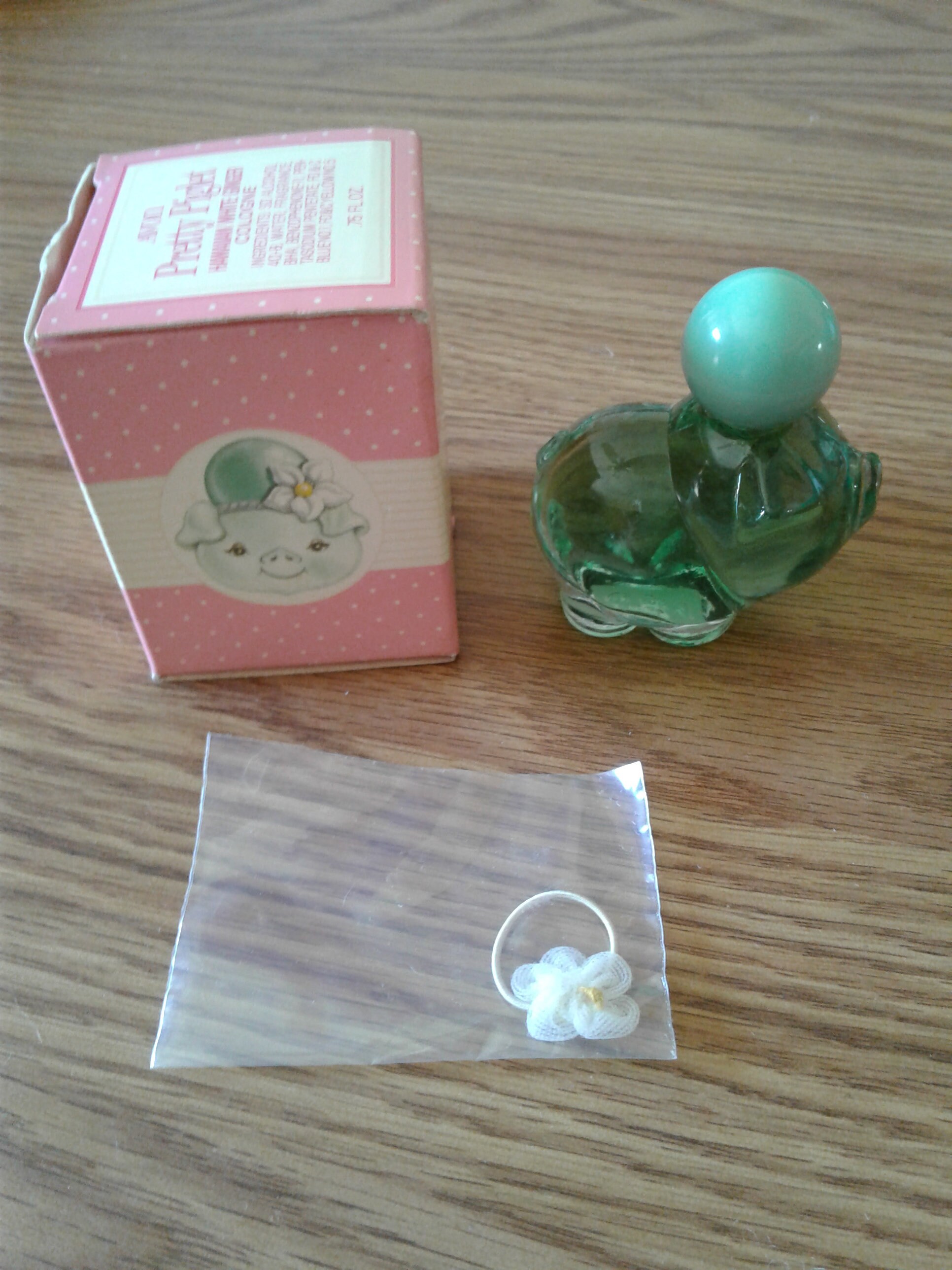 FULL Avon PRETTY PIGLET pig With Hawaiian White Ginger - Etsy