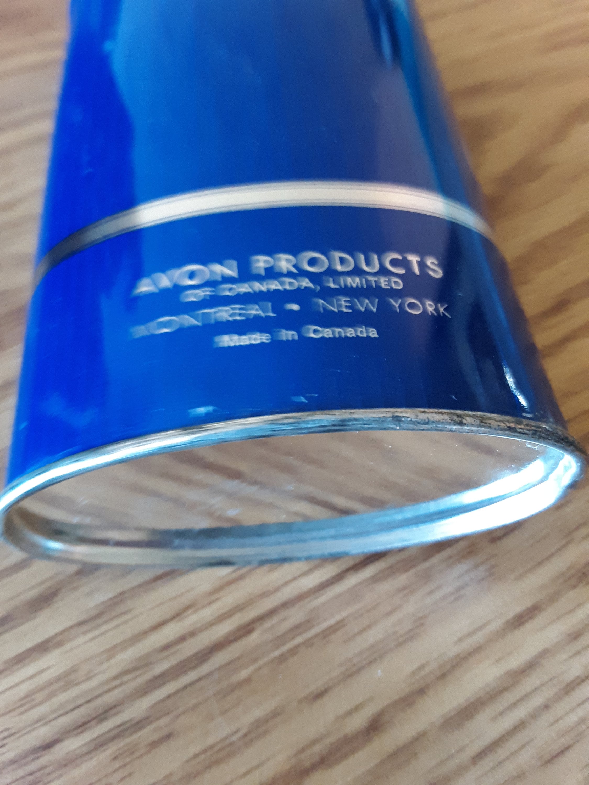 FULL Avon MOONWIND Perfume Talc (body Powder) Tin, Net Wt. 2.75 Oz ...