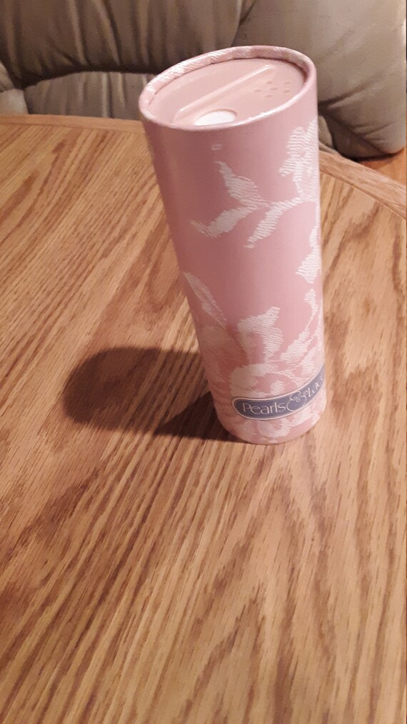 FULL Avon PEARLS & LACE Perfumed Talc Body Powder 3.5 oz. | Etsy