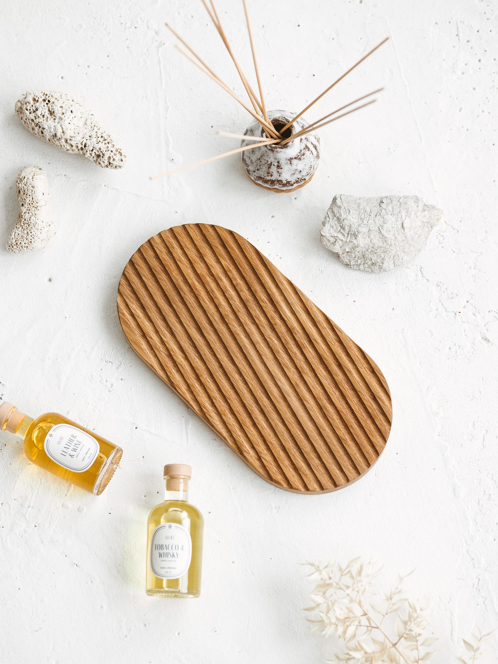 Oval Hardwood Oak Decorative Arch Tray With Diagonal Ripple Design Post ...