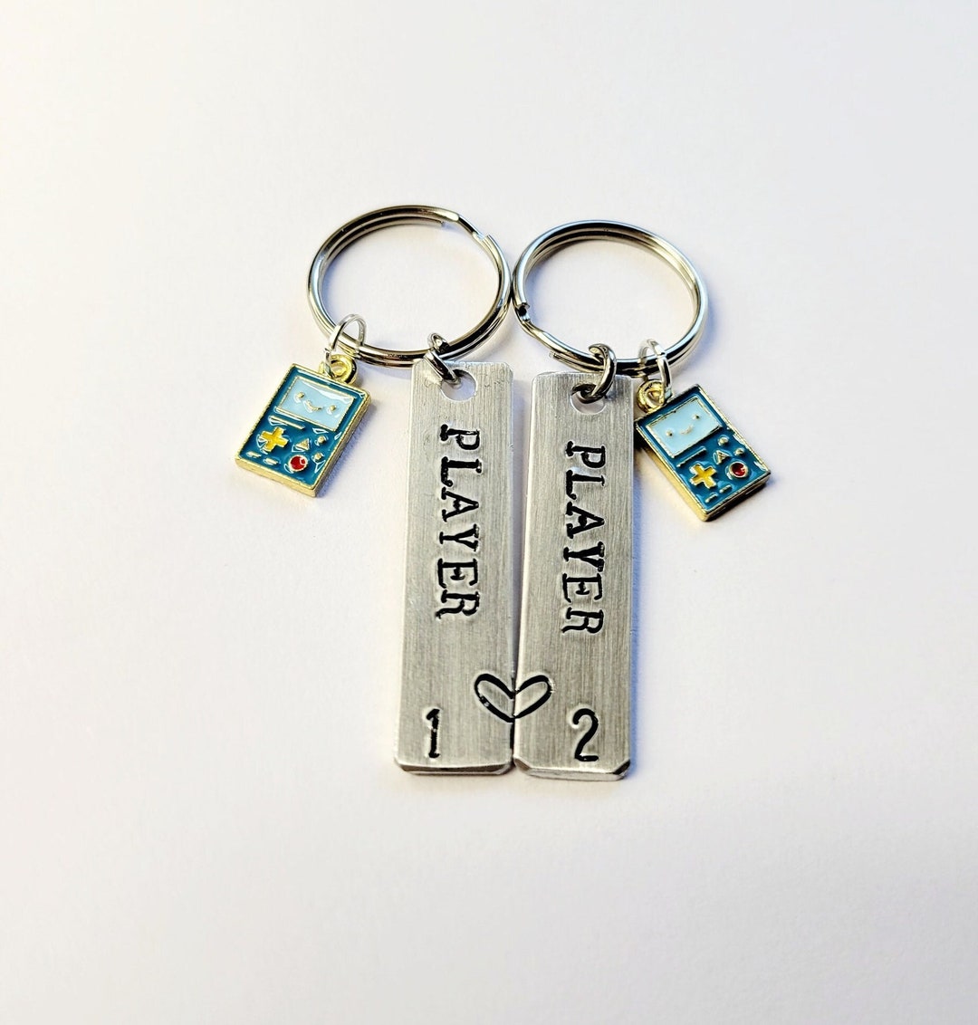 Vintage Game Couple Keychain, Gamers Keychain, Aluminum Keychain, Game ...