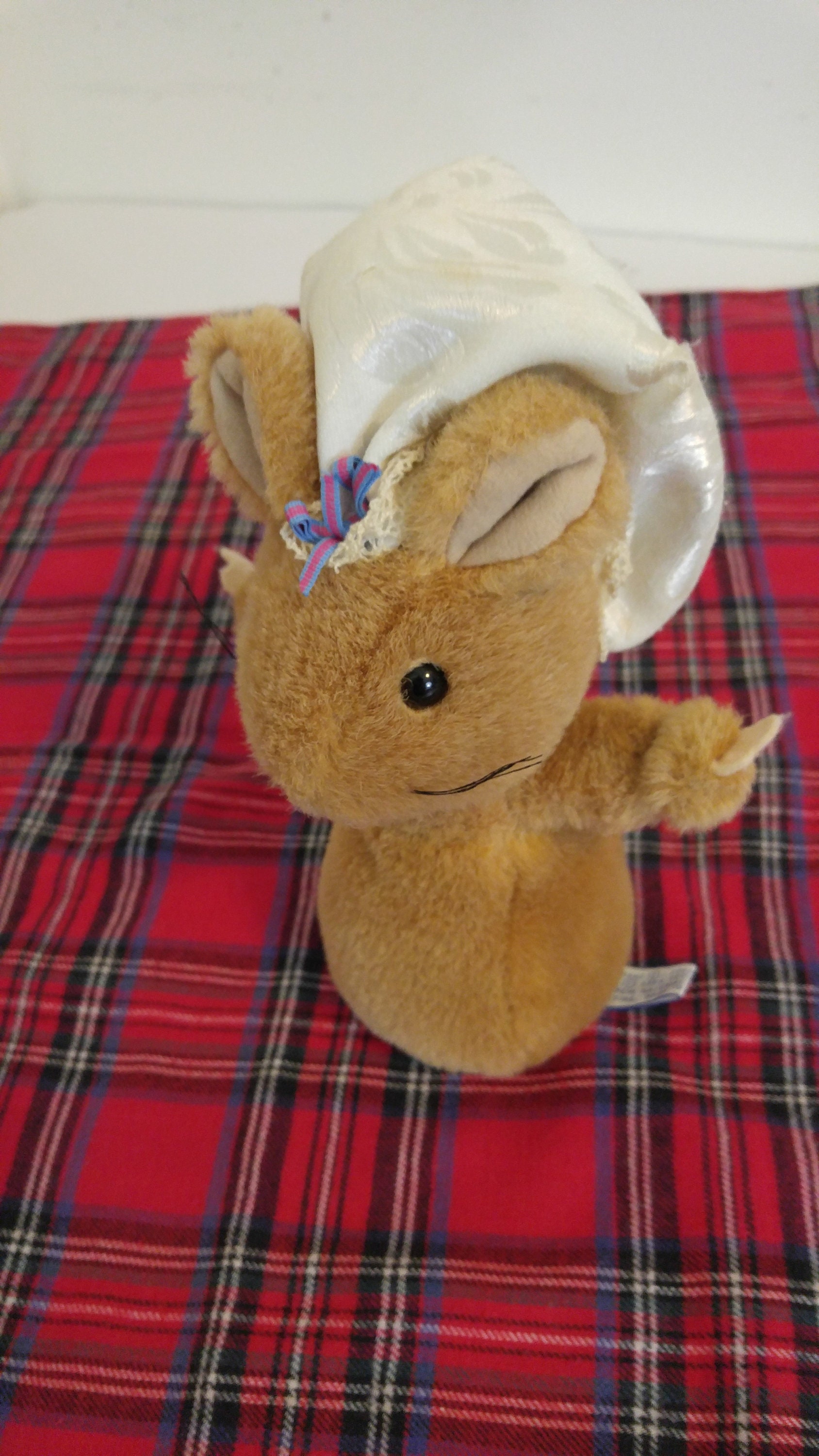 Beatrix Potter Lady Mouse Plush Eden Toys Frederick Warne She Needs ...
