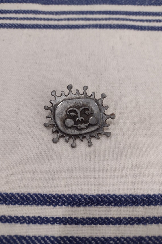 Vintage Metzke Pewter Smiling Sun Face Figural Pin Br… - Gem
