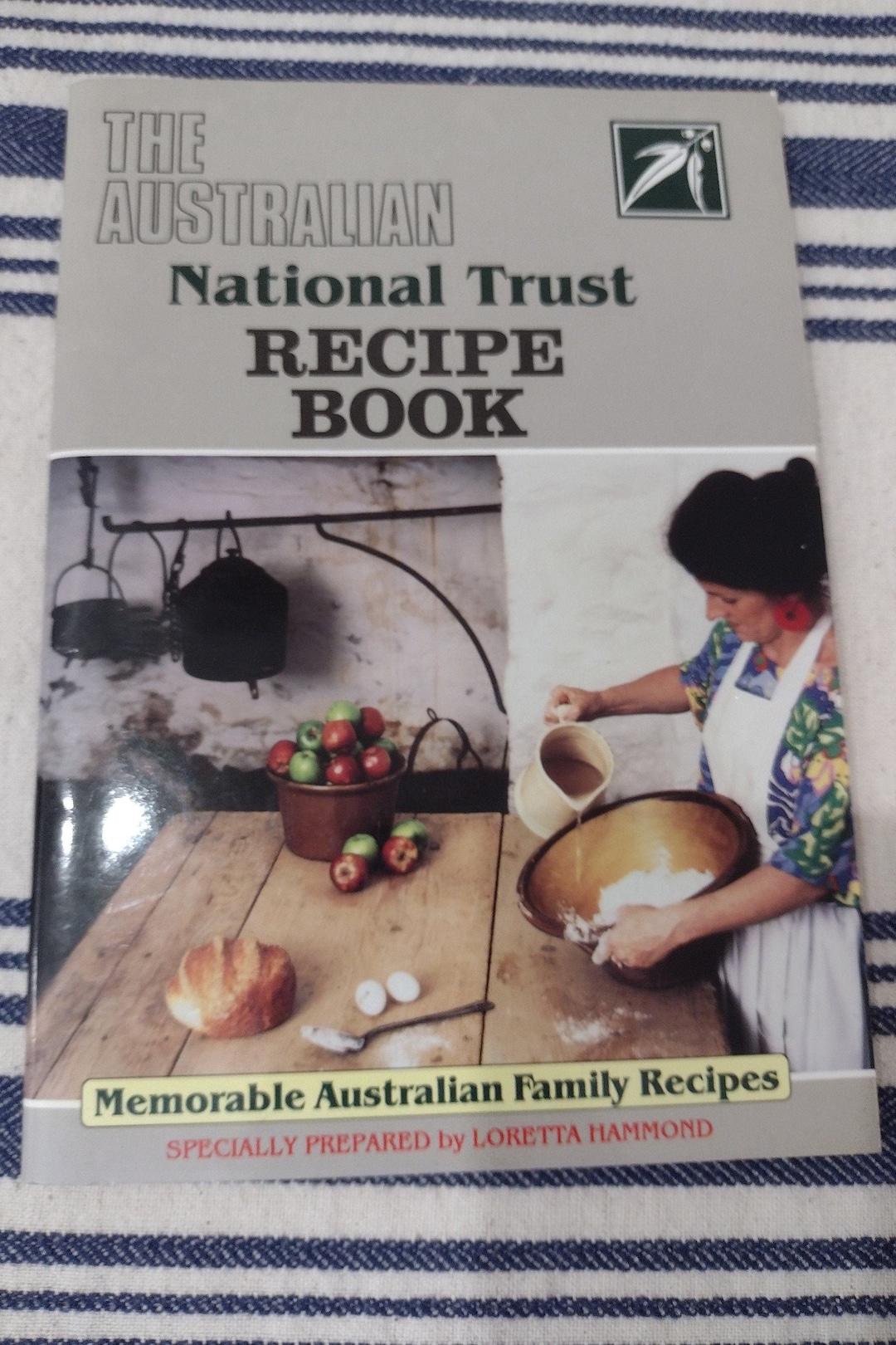 The Australian National Trust Recipe Book by Loretta Hammond - 1994 ...