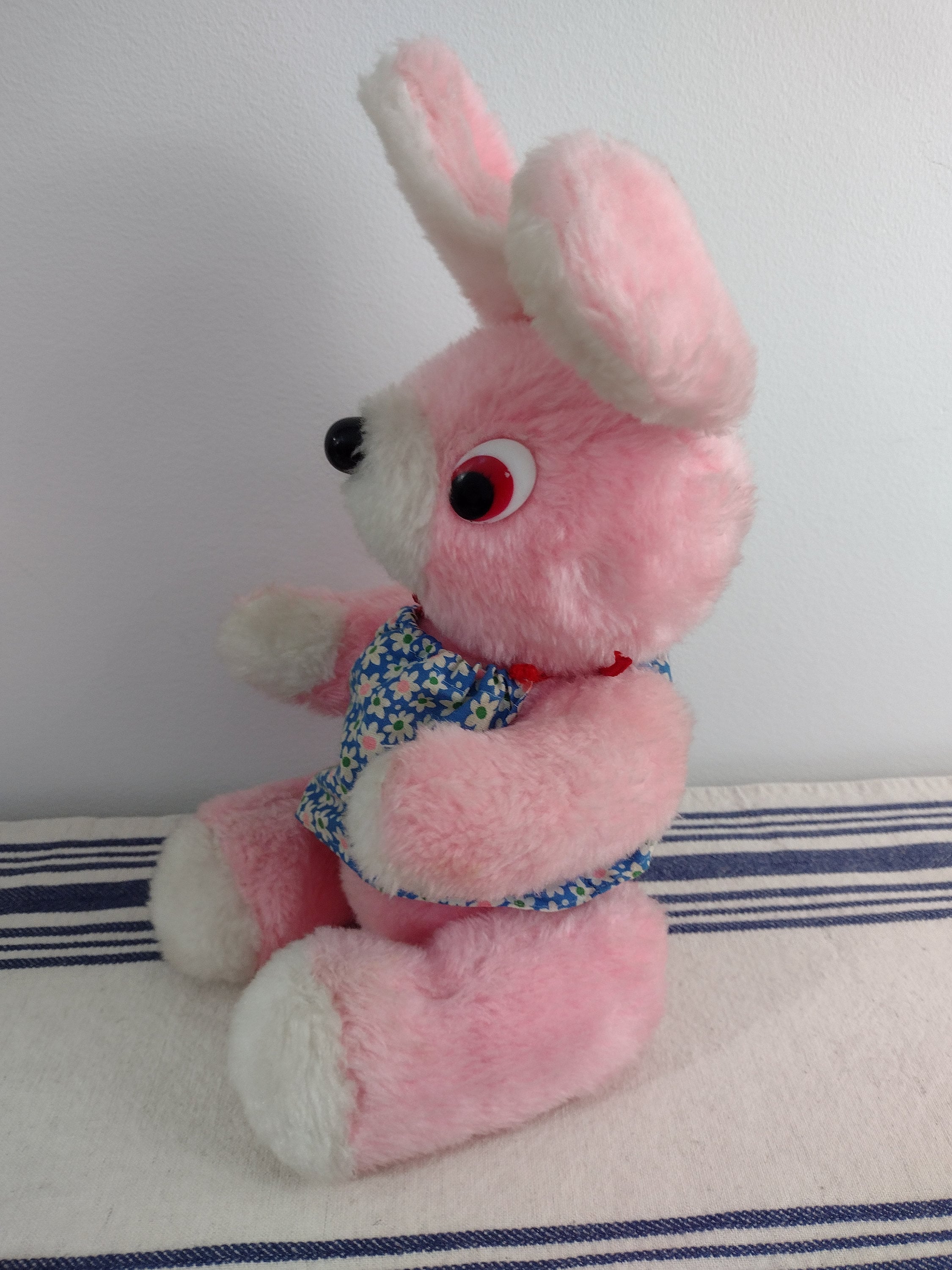 Vintage Musical Bunny Rabbit Pink Girl Plays thank Heaven for Little ...