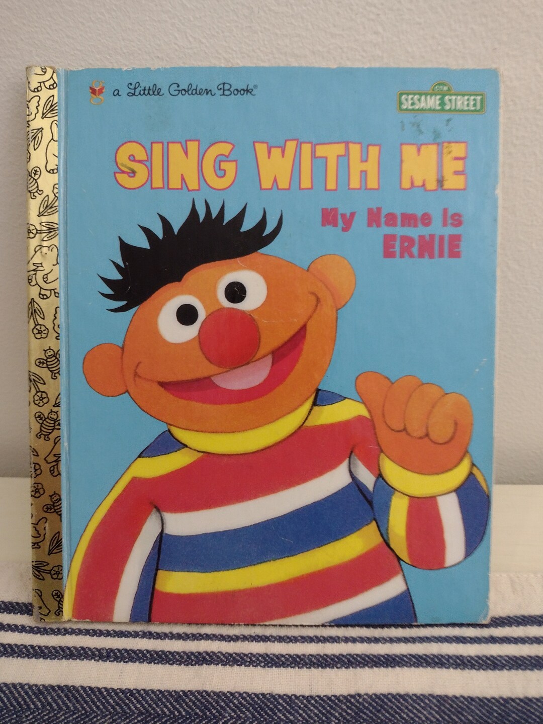 A Little Golden Book Sing With Me- My Name is Ernie 1997 Sesame Street ...