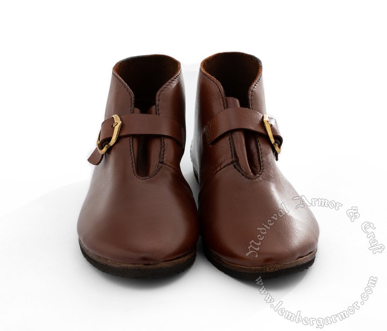 Medieval Poulaines Boots. Women's Renaissance Shoes for Medieval ...