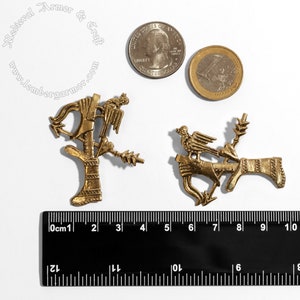 Hand With Heart Pierced Medieval Badge. Pilgrim Pin for a Hat or a ...