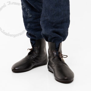 Medieval Reenactment Shoes. Men and Women Medieval Boots. Medieval and ...