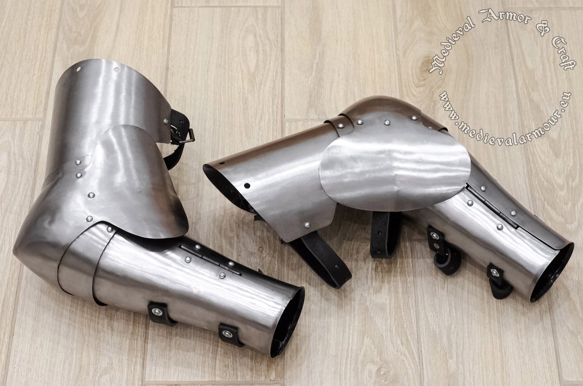 Buhurt Plate Arms With Anatomical Vambraces and Curved Wing - Etsy