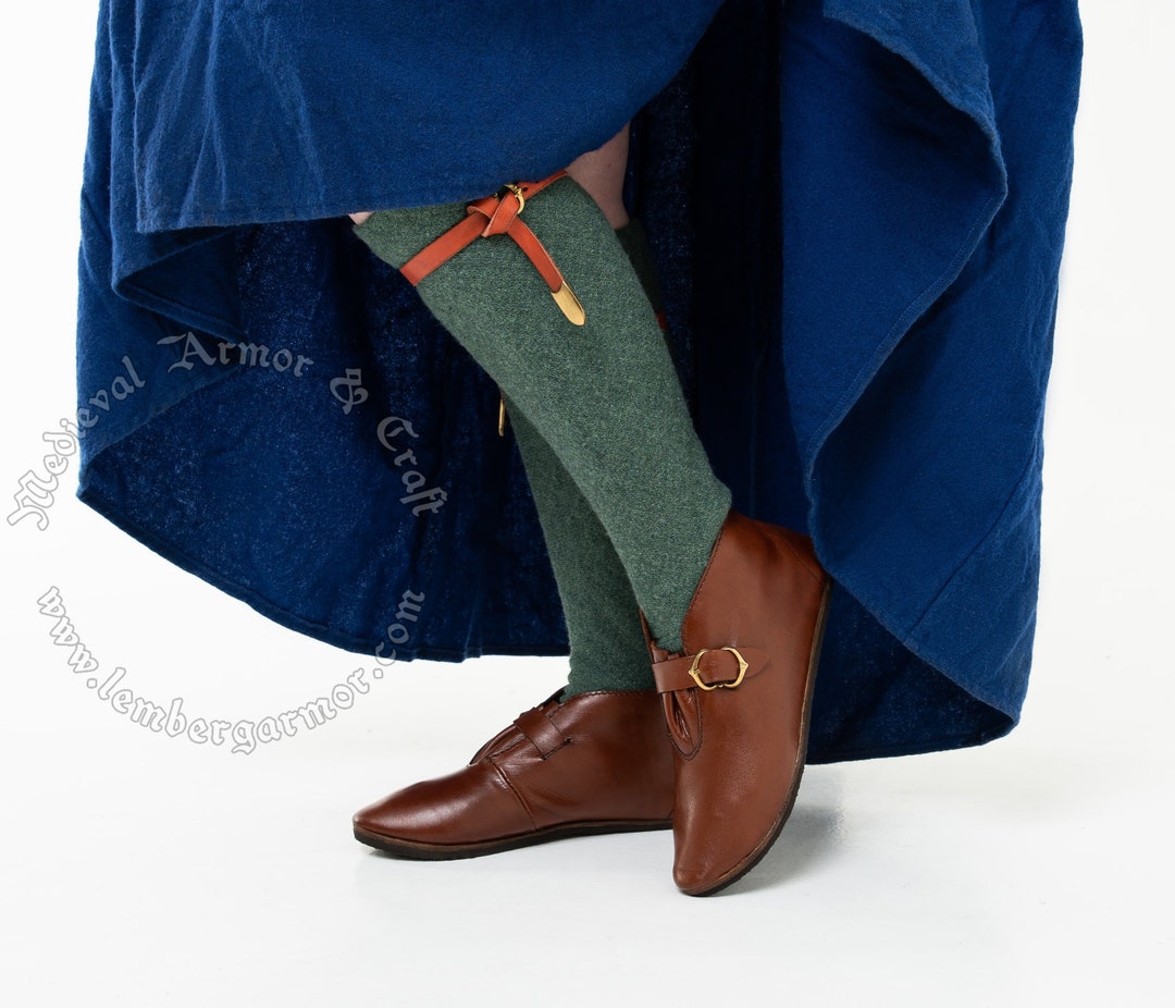 Medieval Poulaines Boots. Women's Renaissance Shoes for Medieval ...