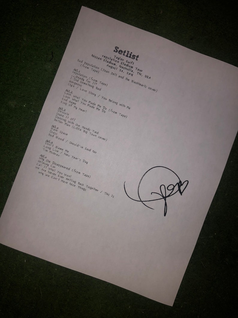 Taylor Swift 2018 Signed Setlist Reputation Stadium Tour Reproduction ...