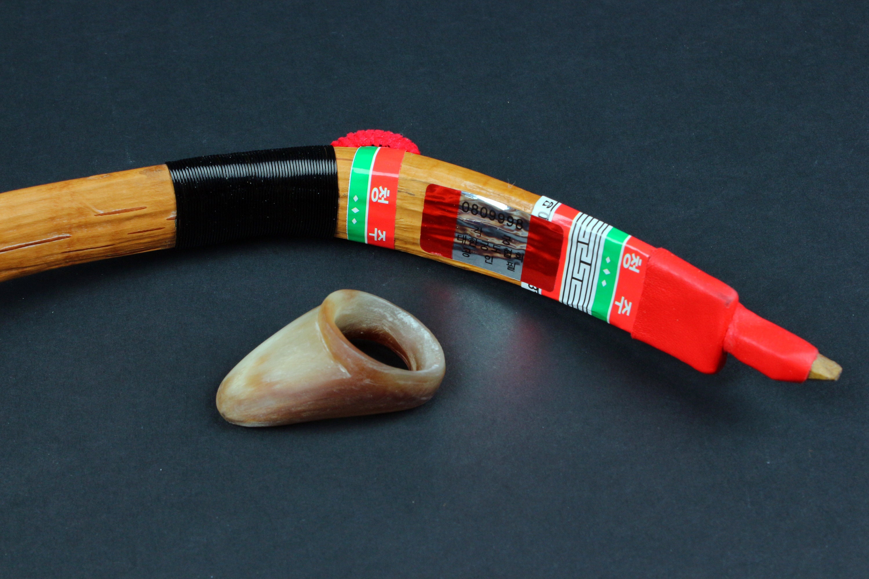 Traditional Korean Horn Bow & Bamboo Arrows by National - Etsy Canada