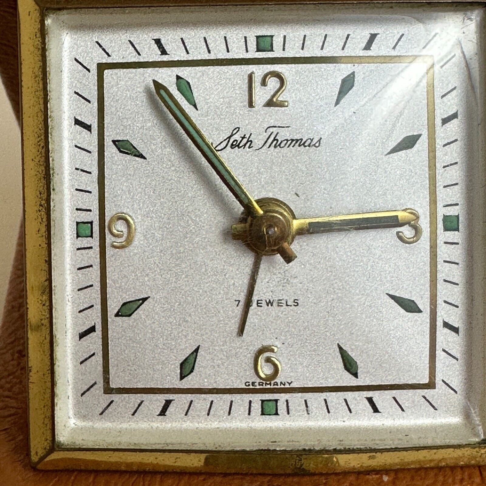 Vintage MCM Seth Thomas 7 Jewels Travel Alarm Clock Leather Clam Shell ...