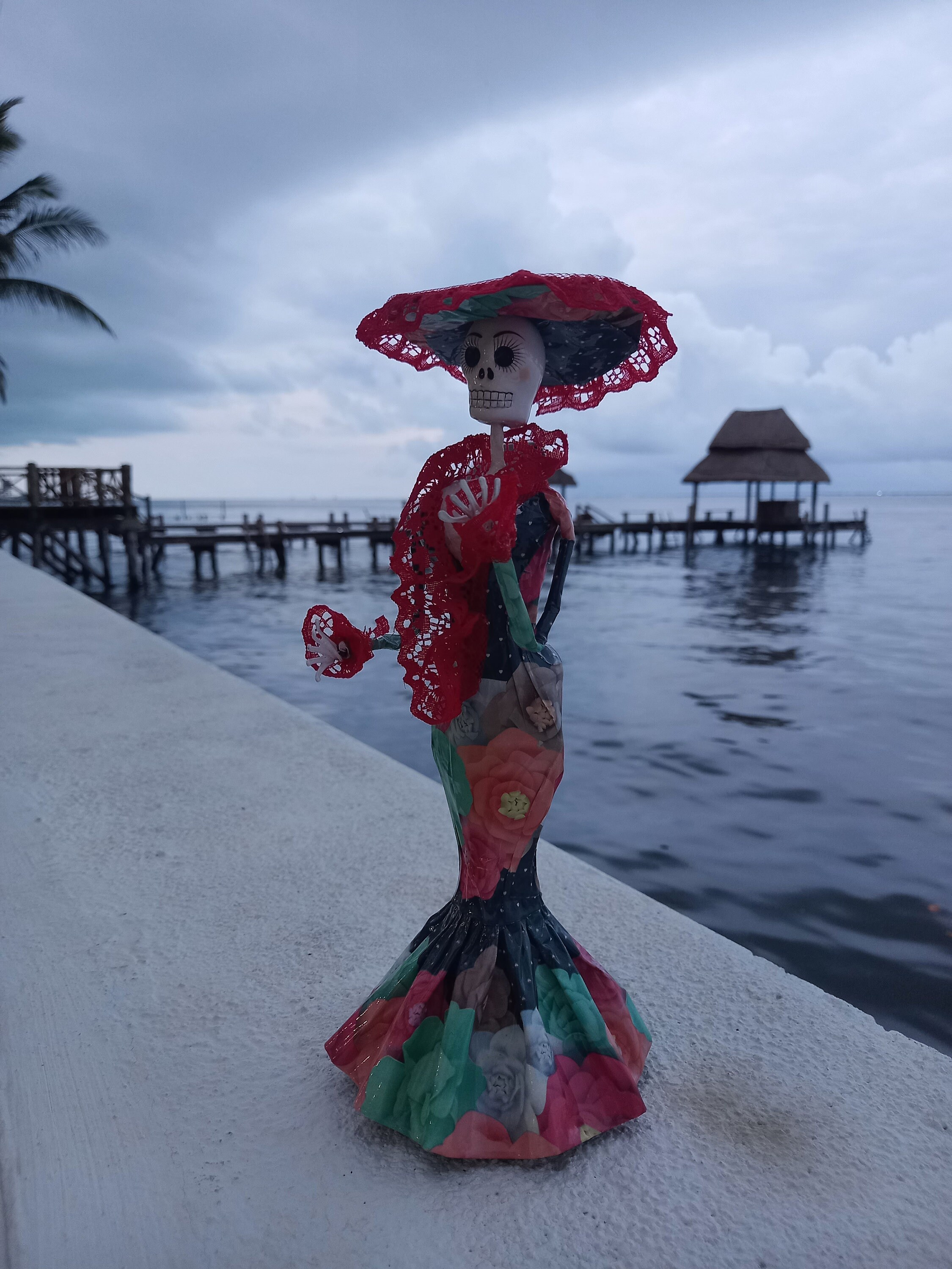 Santa Muerte Statue La Catrina Mexicana Skeleton Figurine - Etsy