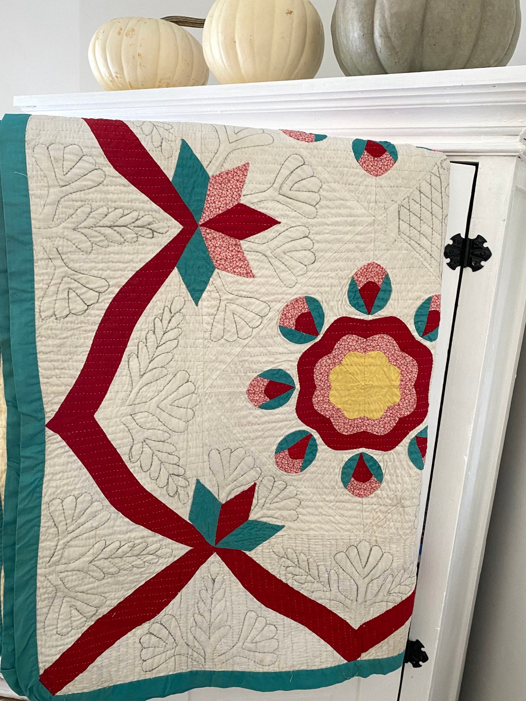 Antique/vintage Floral Applique Quilt Handmade Handstitched 82" X 85 ...