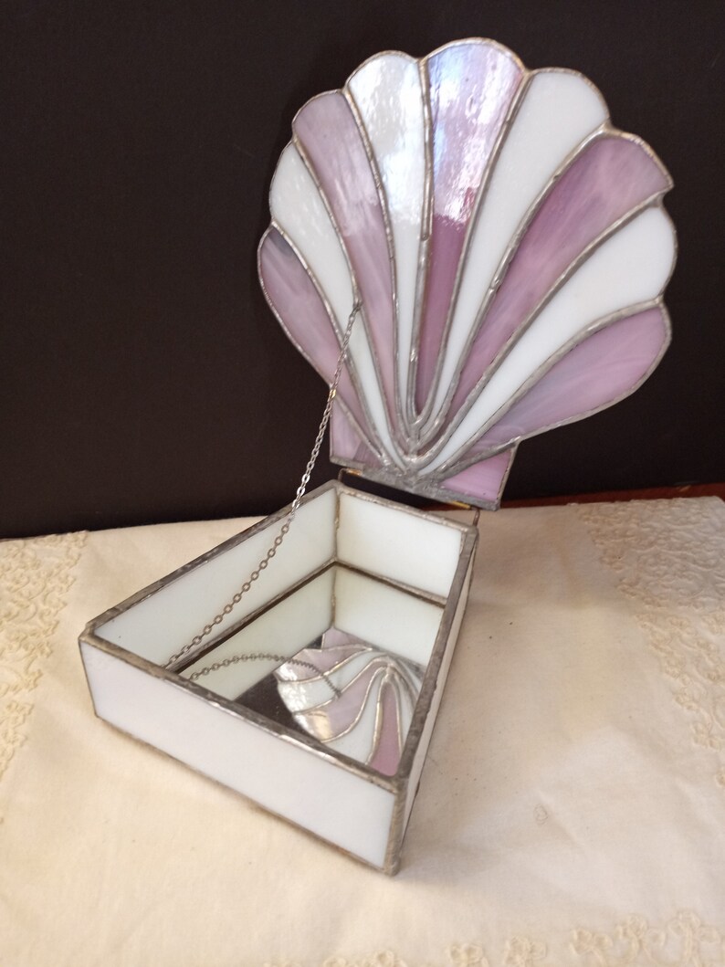 Vtg Handmade Iridescent Stained Glass Shell Jewelry Box - Etsy