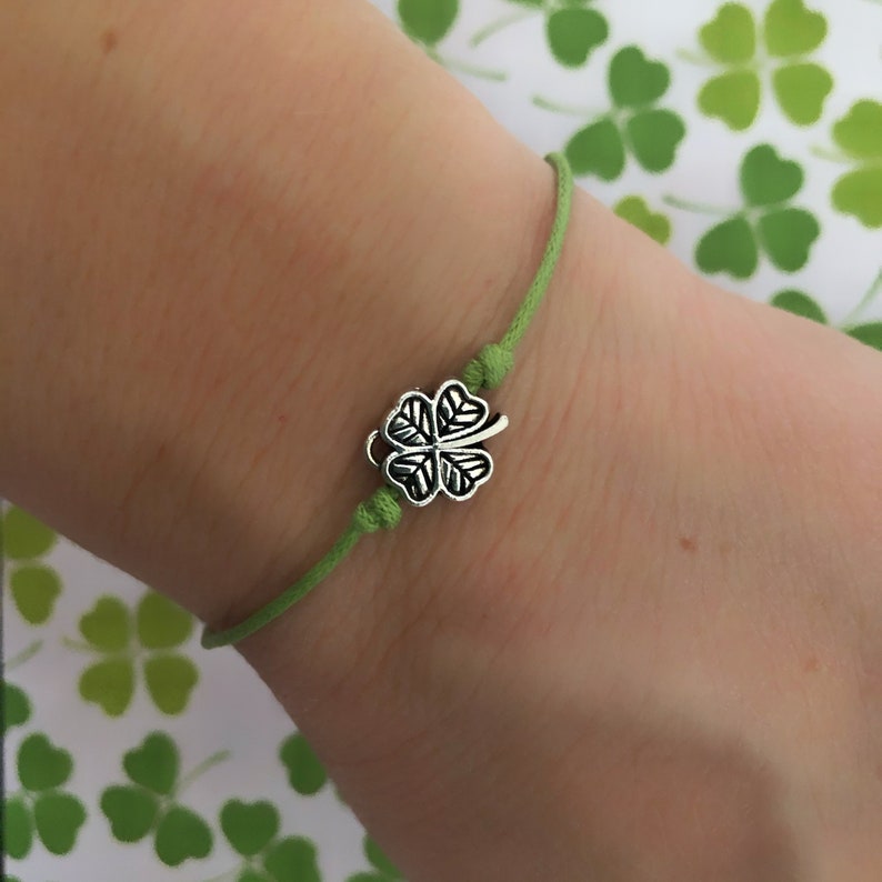 Wish Charm Bracelet With a Message/courage Strength Believe ...