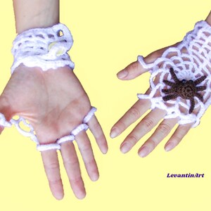 Halloween Outfit Spiderweb With 3D Spiders, Top and Mittens Halloween ...