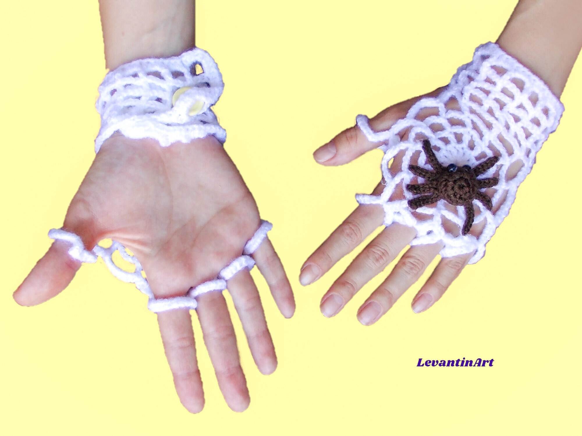 Halloween Outfit Spiderweb With 3D Spiders, Top and Mittens Halloween ...