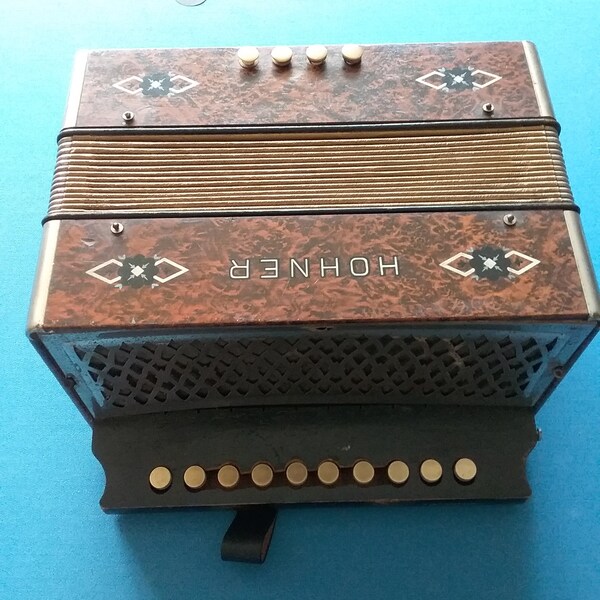 Squeeze Box - Etsy
