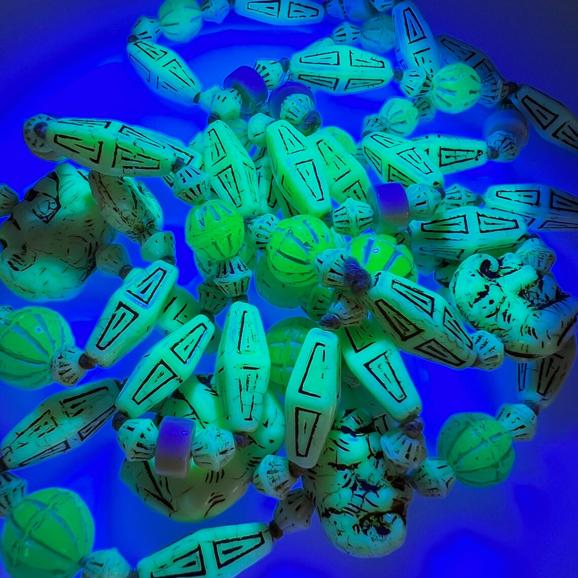 Neiger Brothers 1920's Uranium Glass Art Deco Necklace - Etsy UK