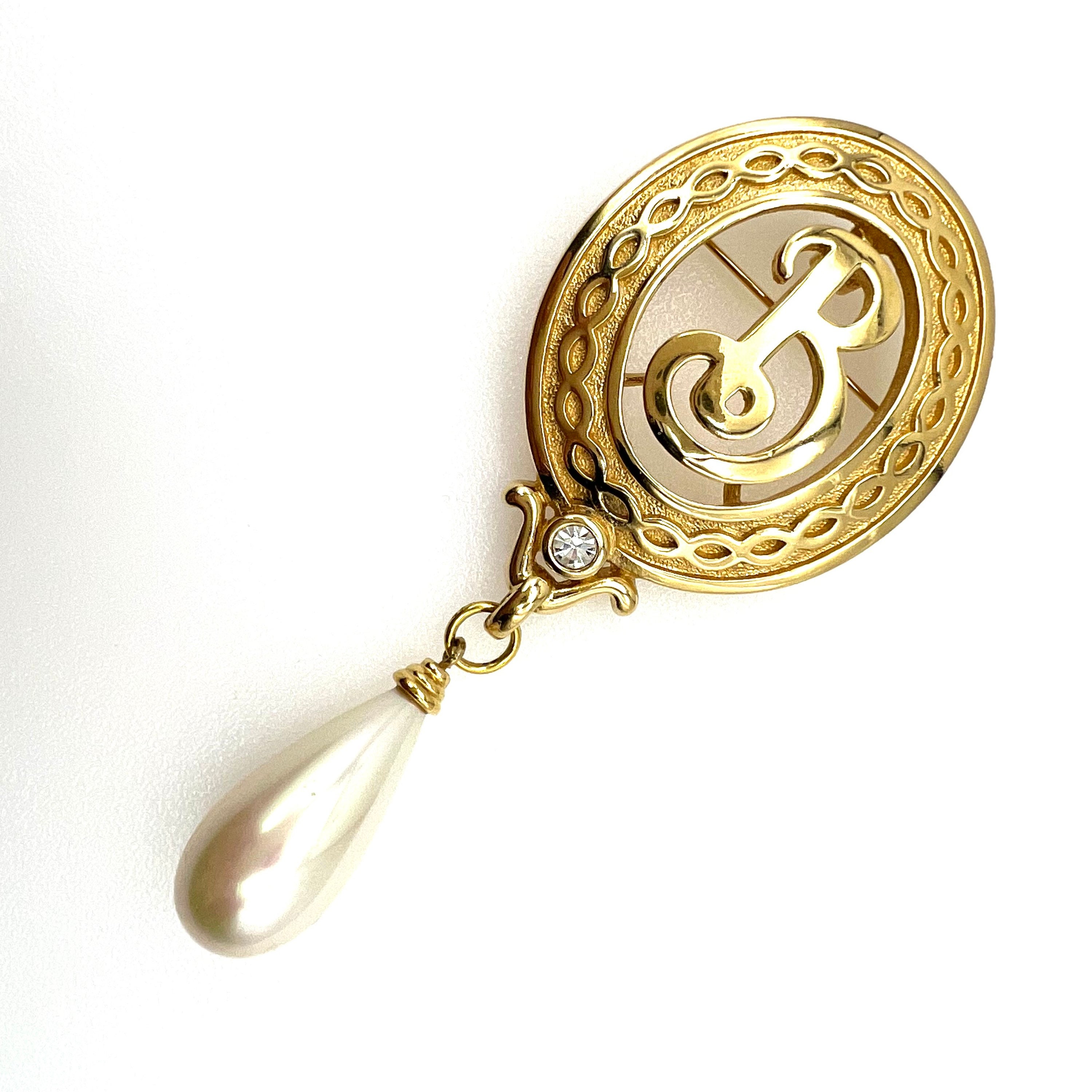 Burberrys of London Large Monogram Brooch/pendant With Pearl Dropper - Etsy