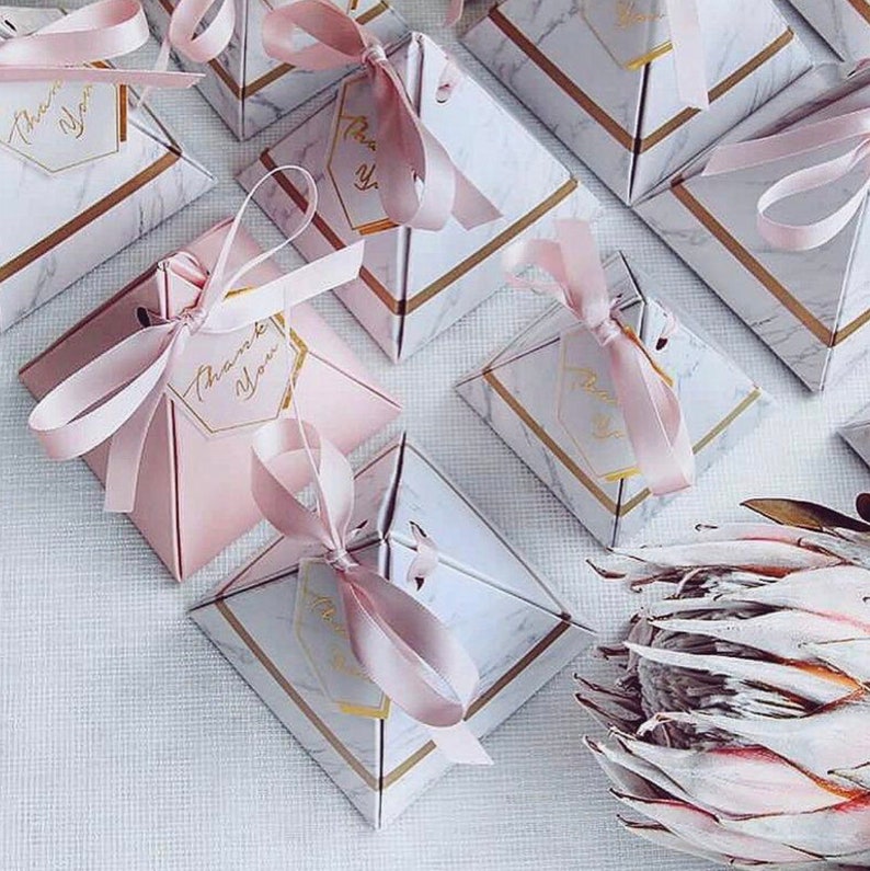 Triangular Pyramid Marble Candy Box Wedding Favors and Gifts Boxes ...