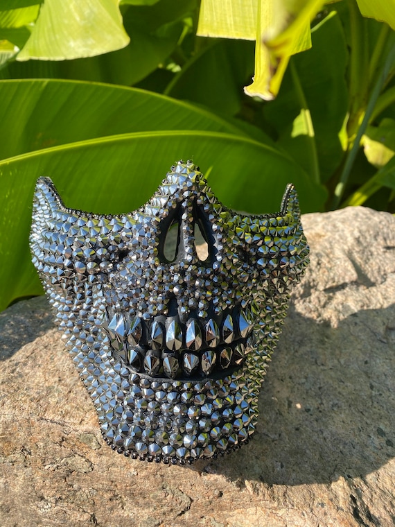 Metal Skull Half Mask