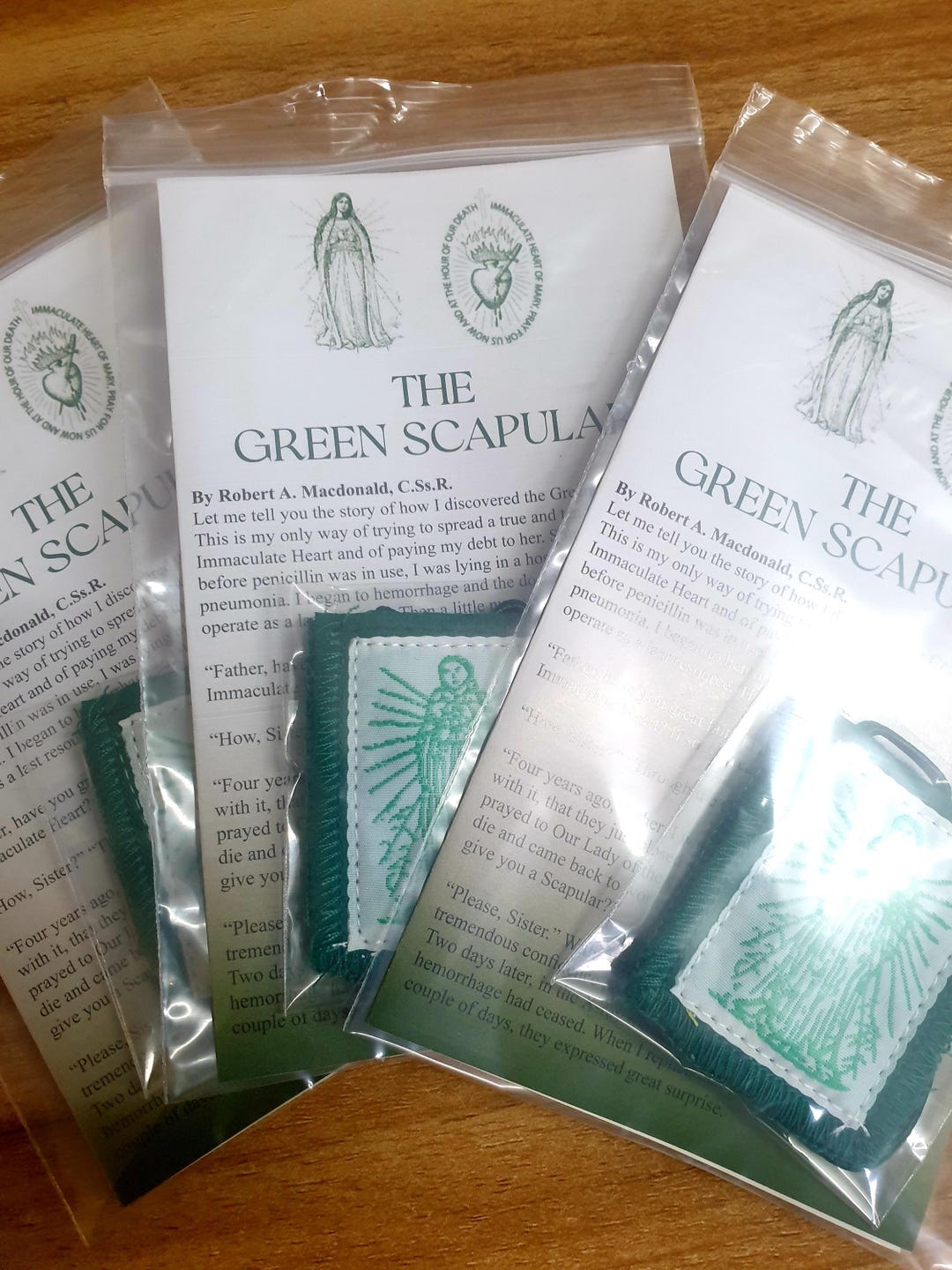 Durable Green Scapular With Leaflet by Scapulars-au 1/2/3/4/5/10 - Etsy