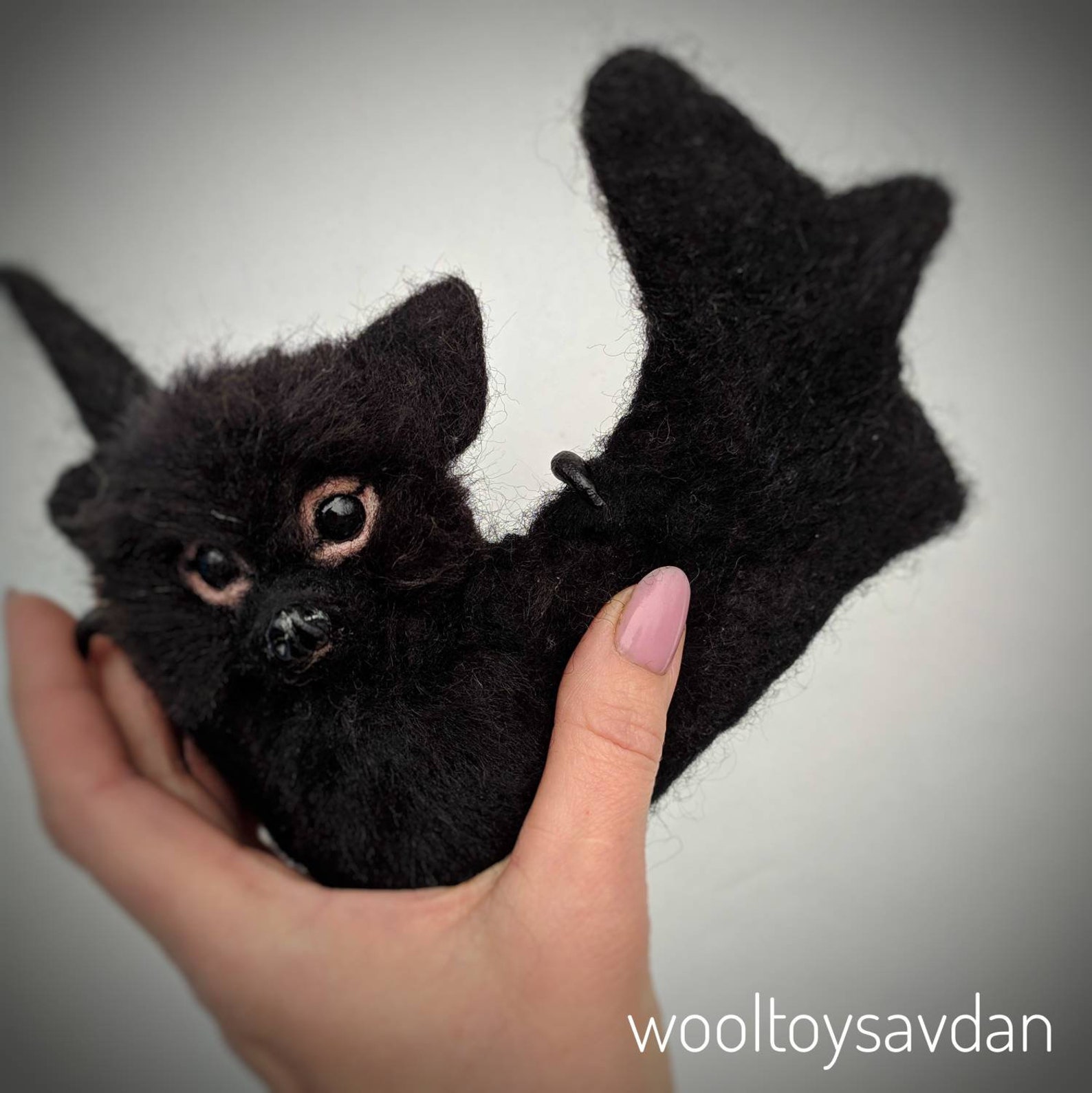 Needle felted bat. Realistic wool toy. | Etsy