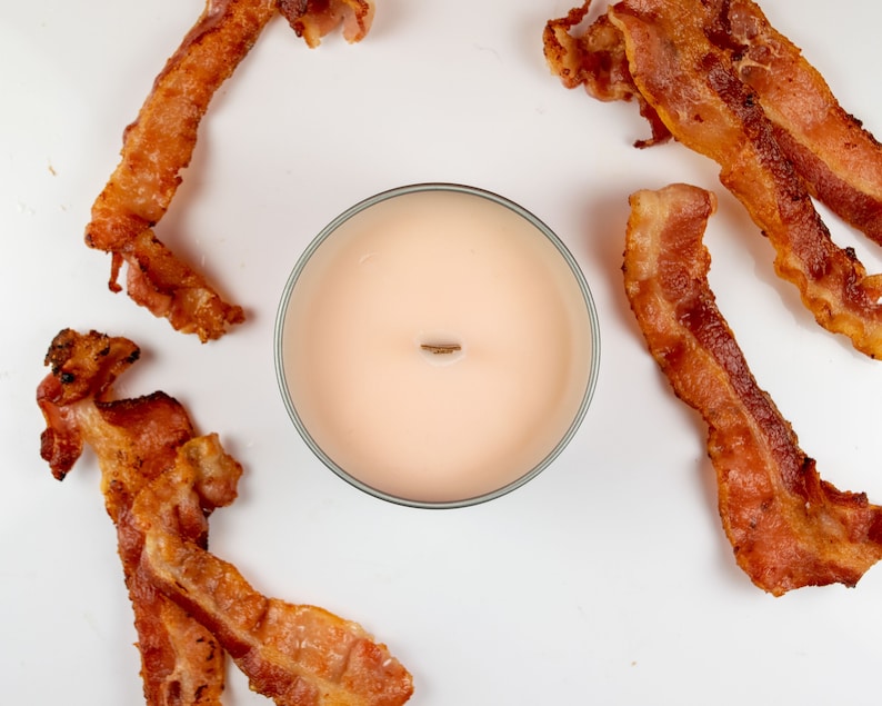 Second Breakfast Candle | Soy Candle | Geek Gift | RPG | DND | Bacon ...