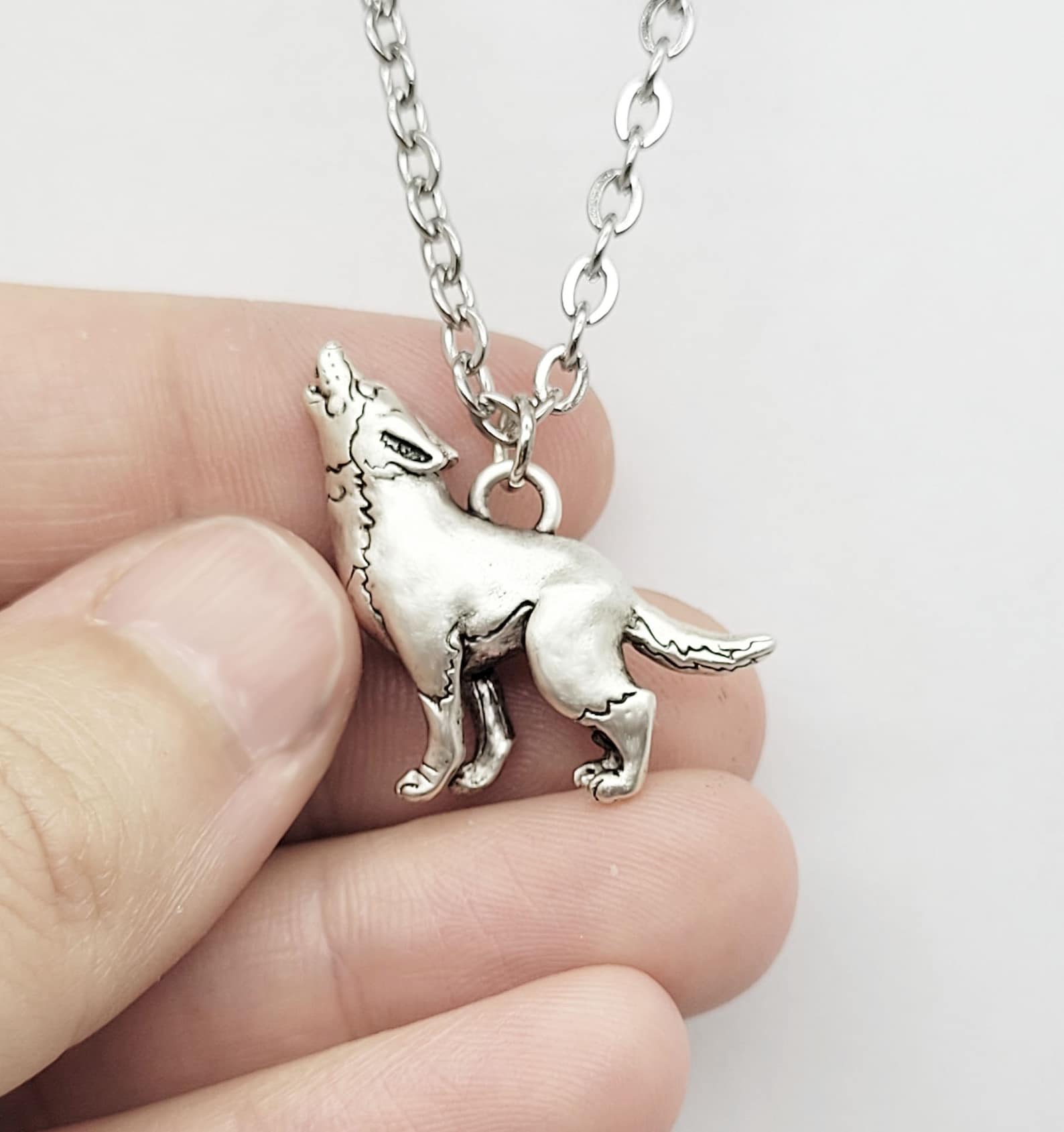 Howling Wolf Pendant Wolf Necklace Howling Wolf Charm Animal - Etsy