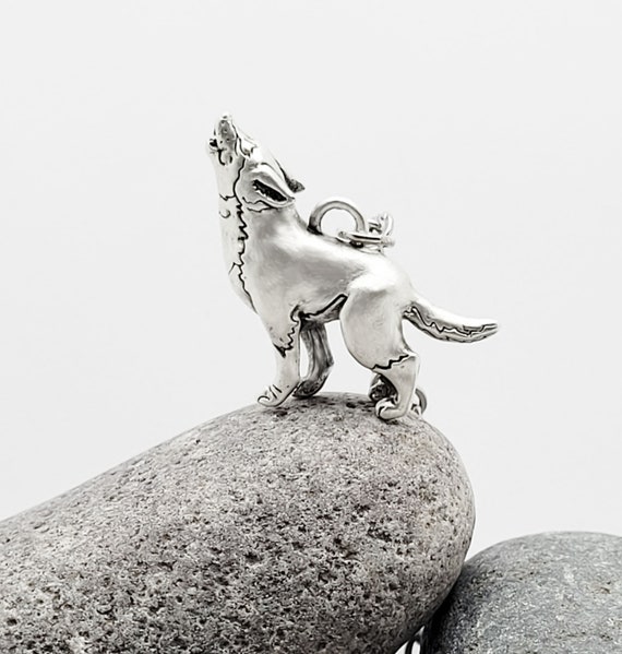 Howling Wolf Pendant Wolf Necklace Howling Wolf Charm Animal - Etsy