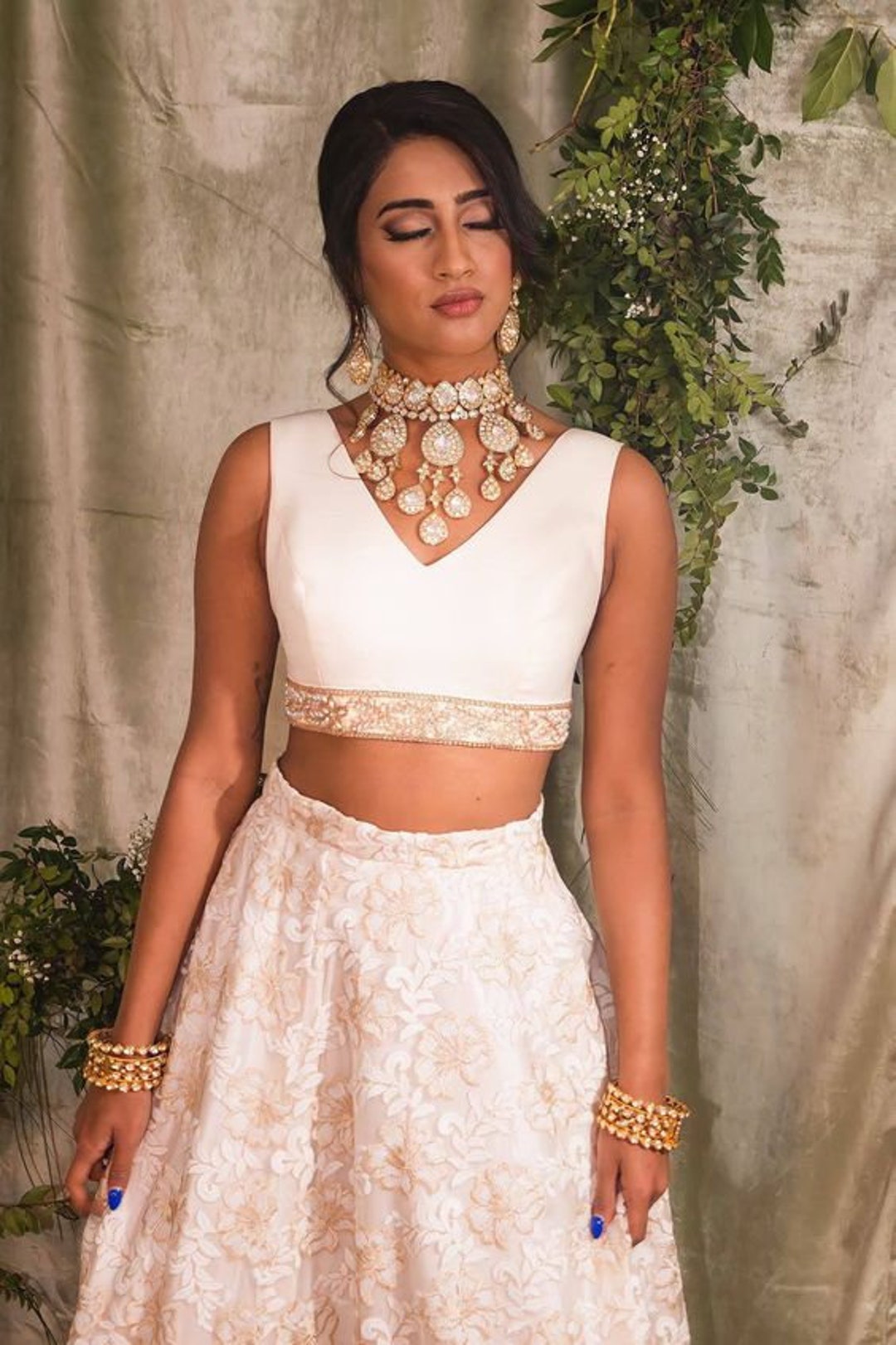 White Lehenga Choli: Deep V Neck Indian Wedding Outfit - Etsy
