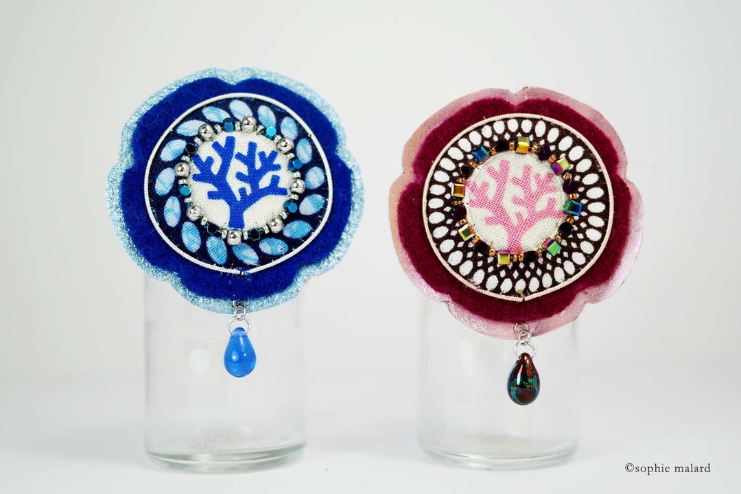 Hand-embroidered Brooches, Medallions, Wax Fabric, Felt, Leather, Beads ...