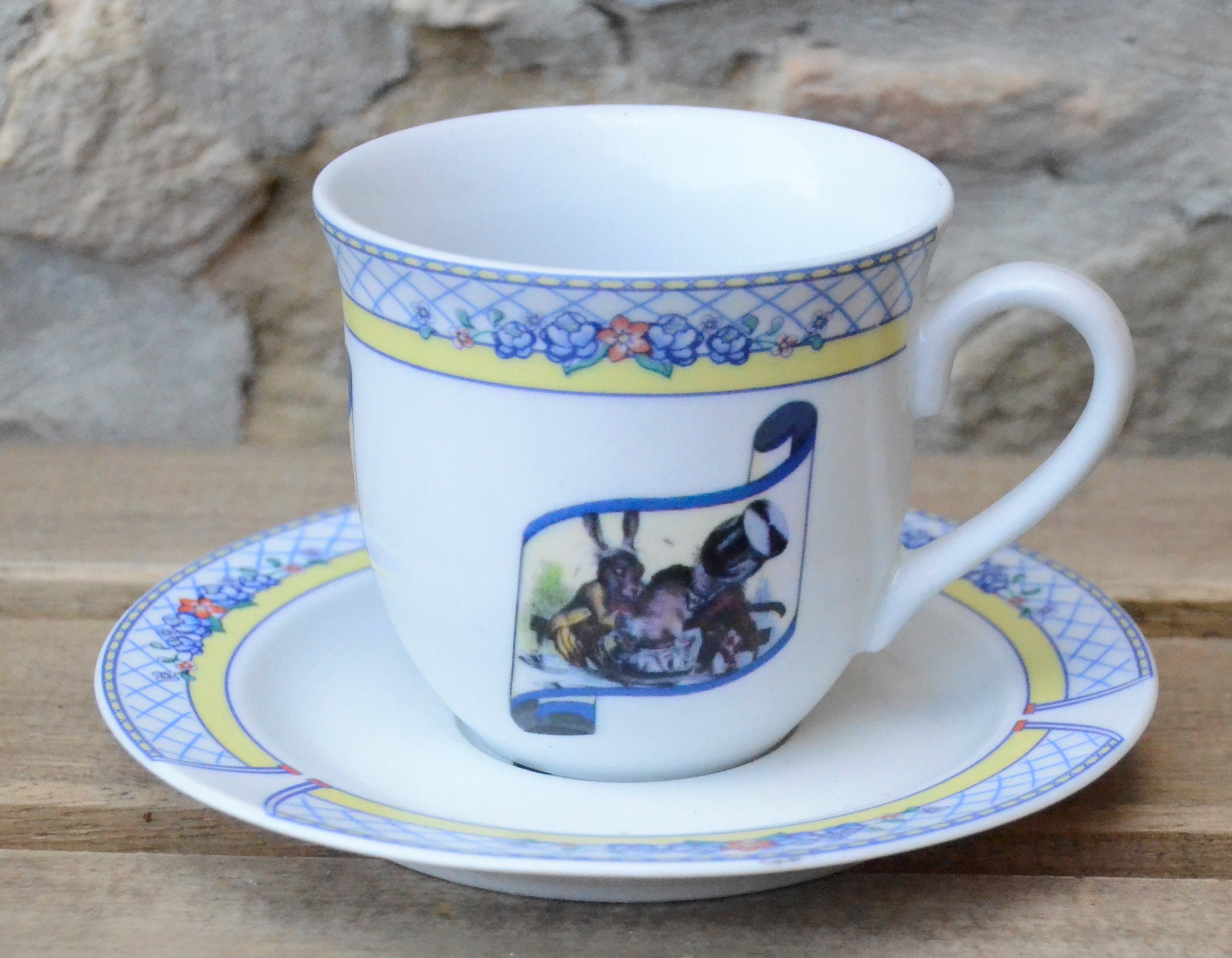 Mad Hatter Tea Party / Alice in Wonderland / Up-cycled Tea Cup - Etsy