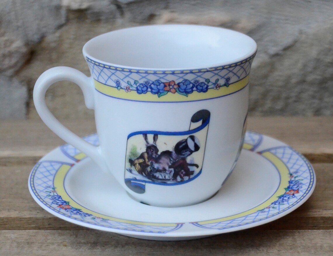 Mad Hatter Tea Party / Alice in Wonderland / Up-cycled Tea Cup - Etsy