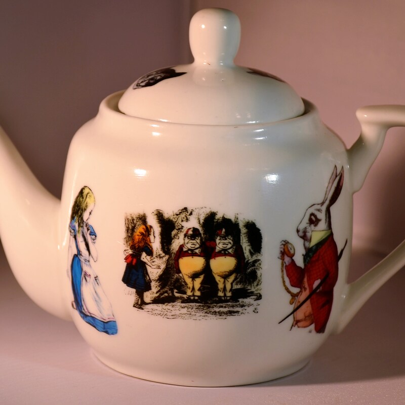 Alice in Wonderland Pot - Etsy