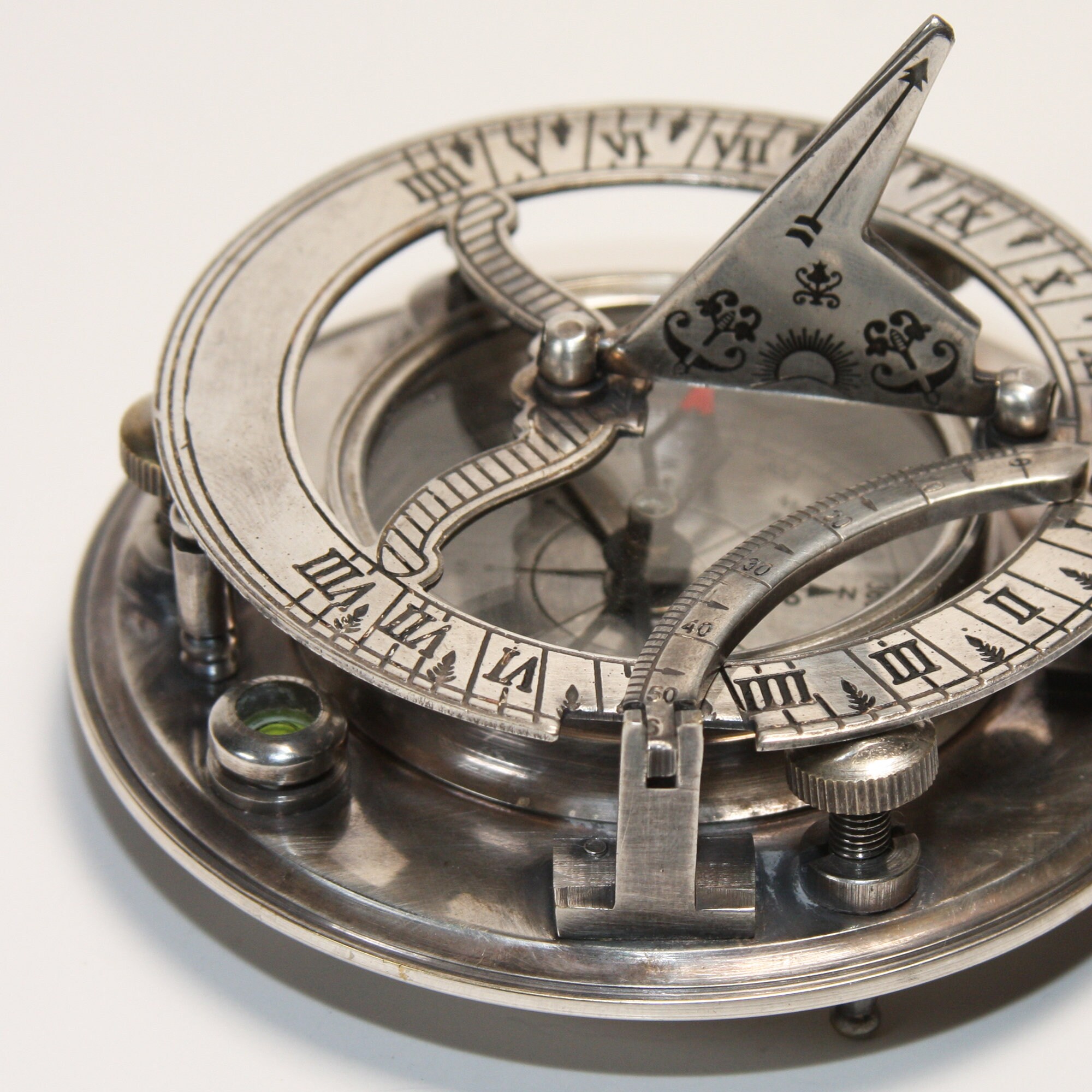 Captain's Nautical Sundial Compass | Etsy