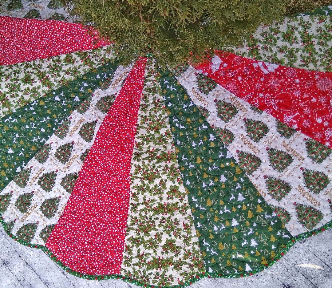 Christmas Tree Skirt Quilted Custom Tree Skirt Patchwork Red Tree Skirt ...