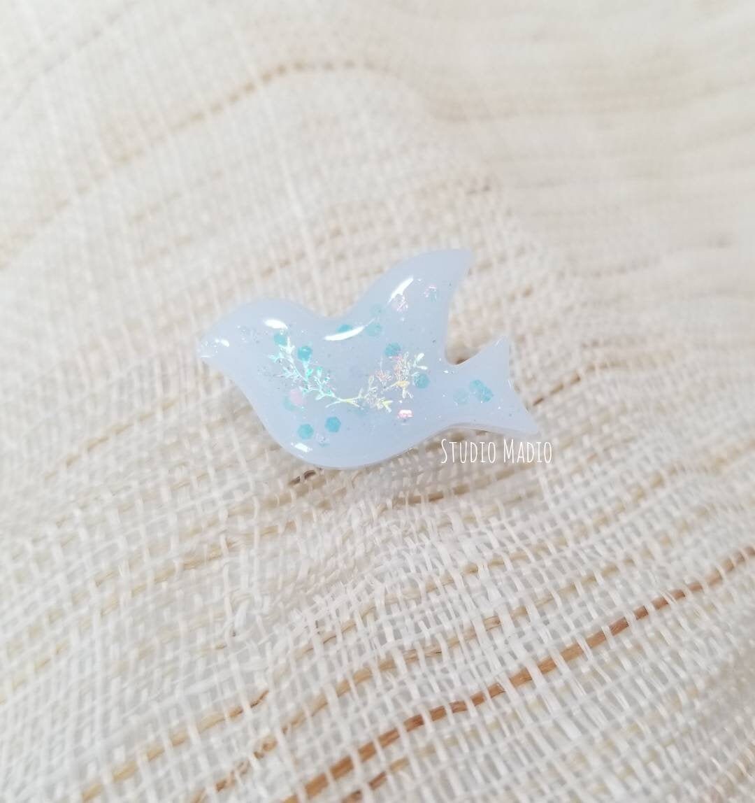 Dove With Laurel Wreath Winter Collection Pin - Etsy