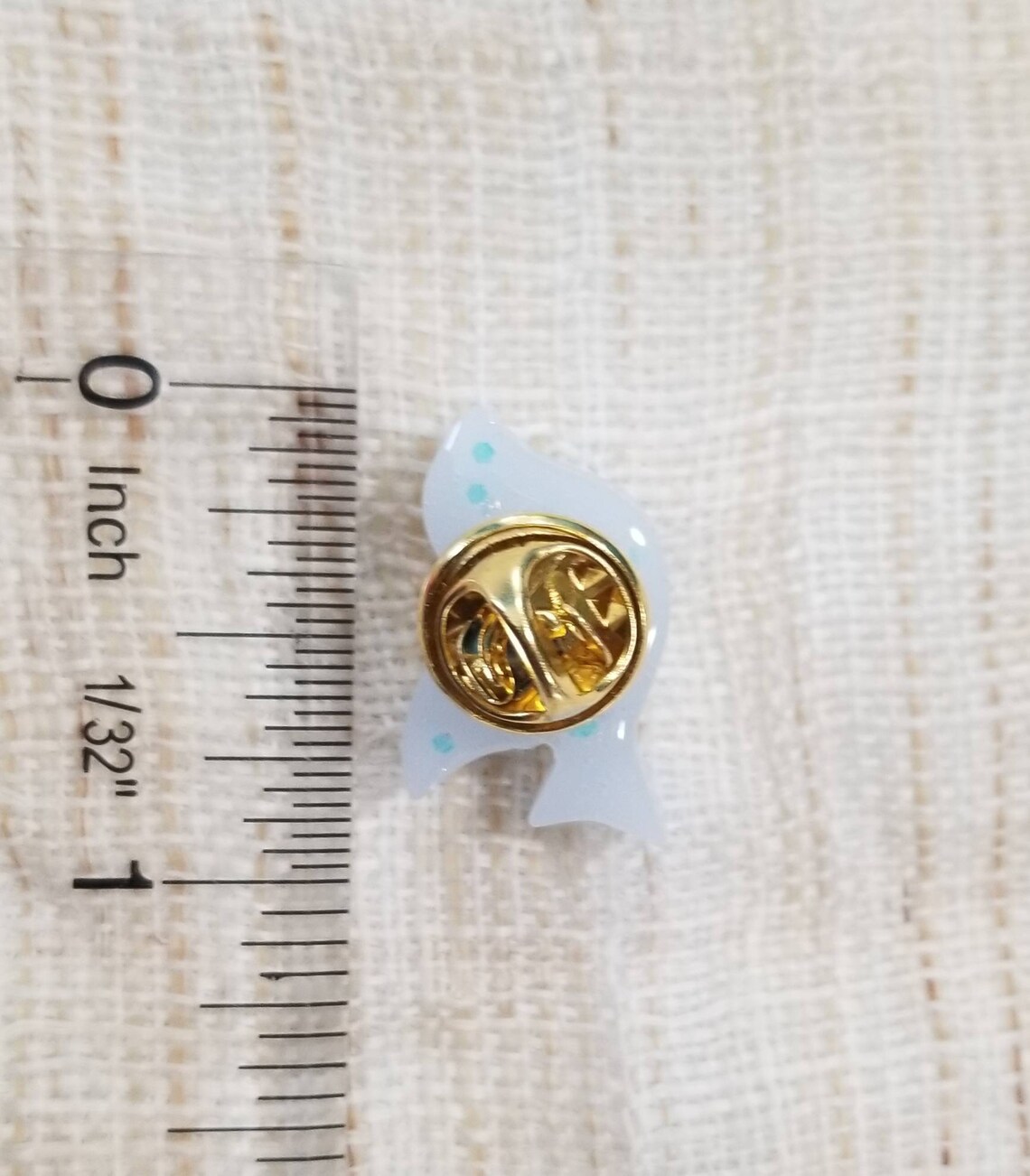 Dove With Laurel Wreath Winter Collection Pin - Etsy