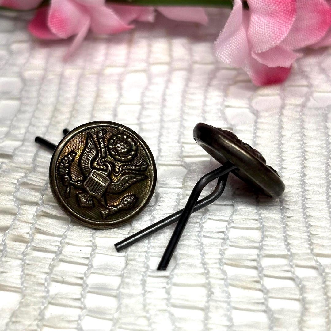 2 Vintage US Army Military Buttons - Etsy