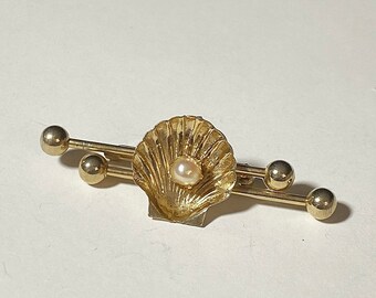Vintage Shell Brooch | Etsy